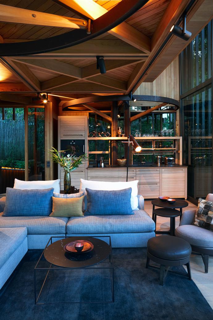 TREEHOUSE LOUNGE | Visi
