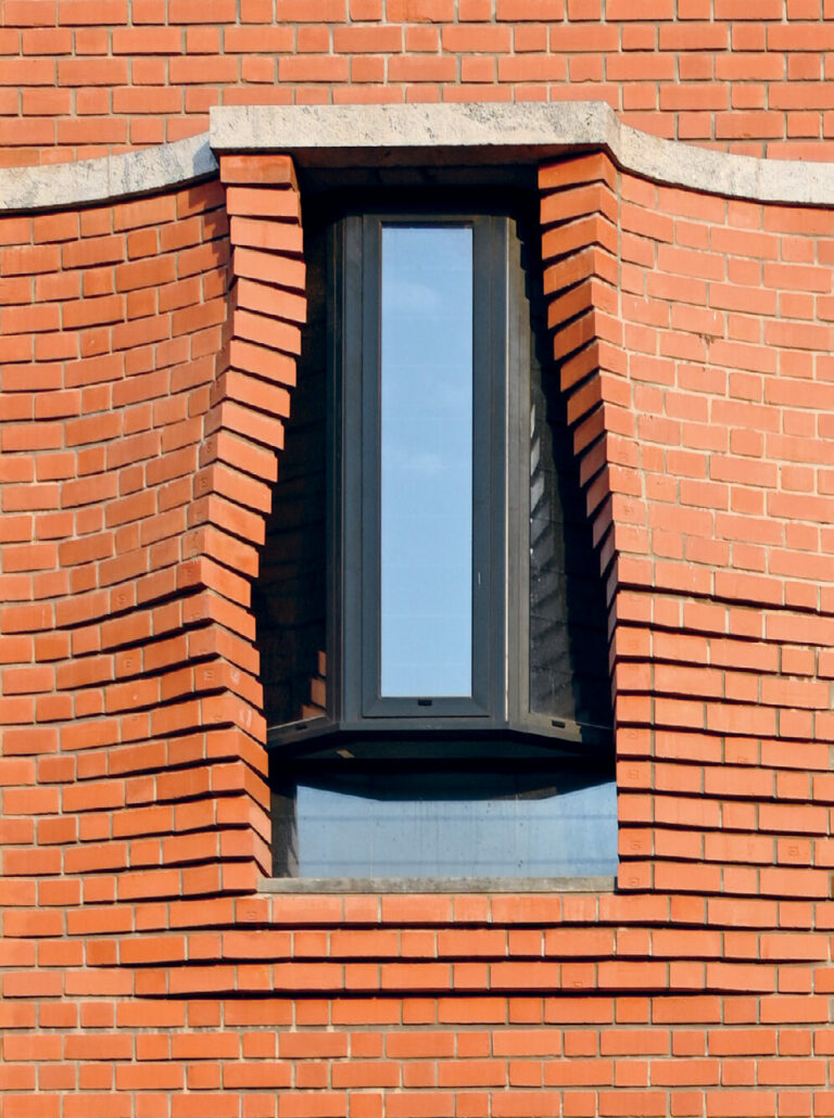 Face Brick is Back: The Architects Reviving this Timeless Material