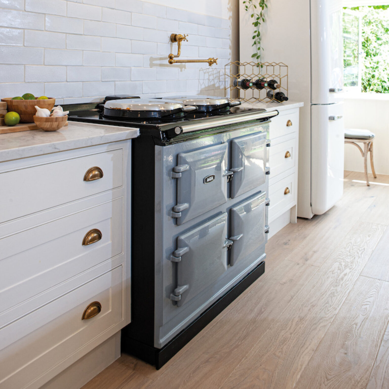AGA Luxury Multi-functional Range Cookers for Your Home | VISI